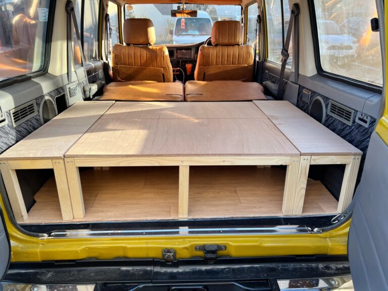 78プラドをフルフラット化して車中泊仕様にDIY ~ キャンプ中心の生活